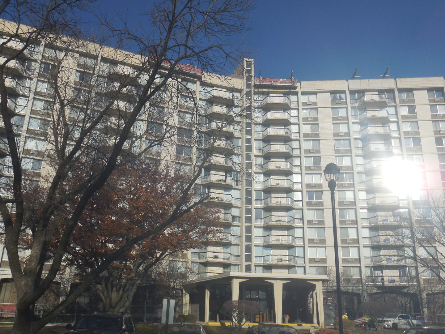 20 N Tower Rd #2JW, Oak Brook, IL